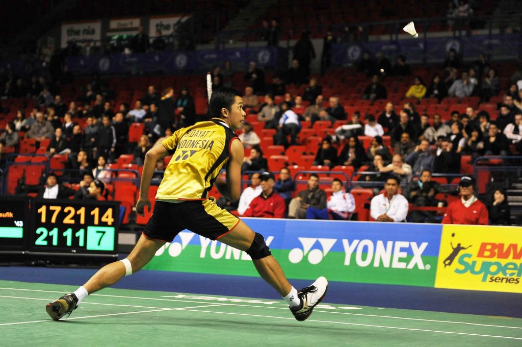 How To Get a Powerful Backhand - BG Badminton